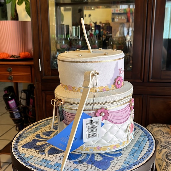 Danielle Nicole | Bags | Danielle Nicole Tangled Wedding Cake Purse ...